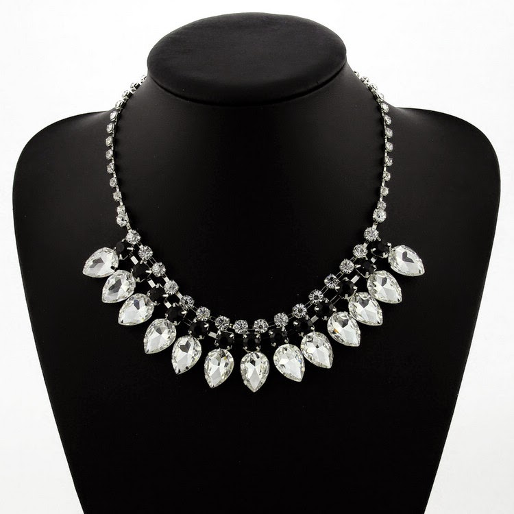 El Rincón de la Creación: Collares para ir de fiesta.